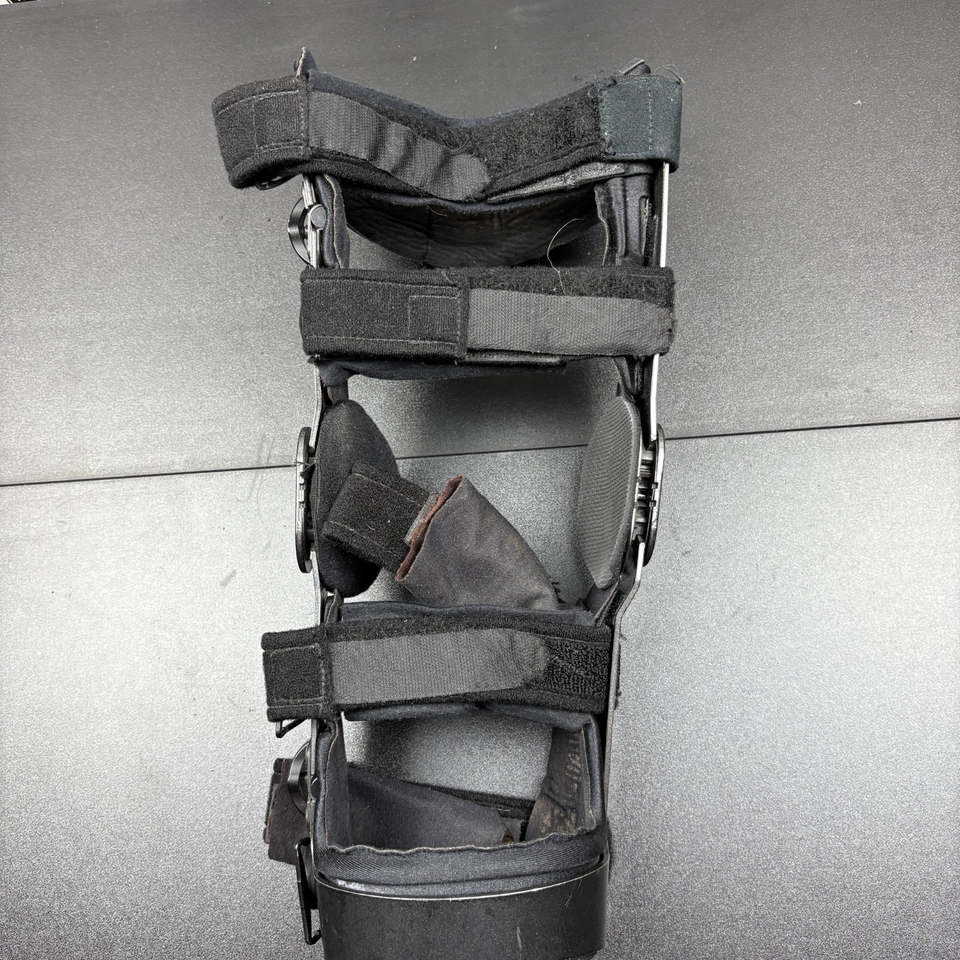 DonJoy OA Adjuster 3 Knee Brace Osteoarthritis Support Right Medial ...