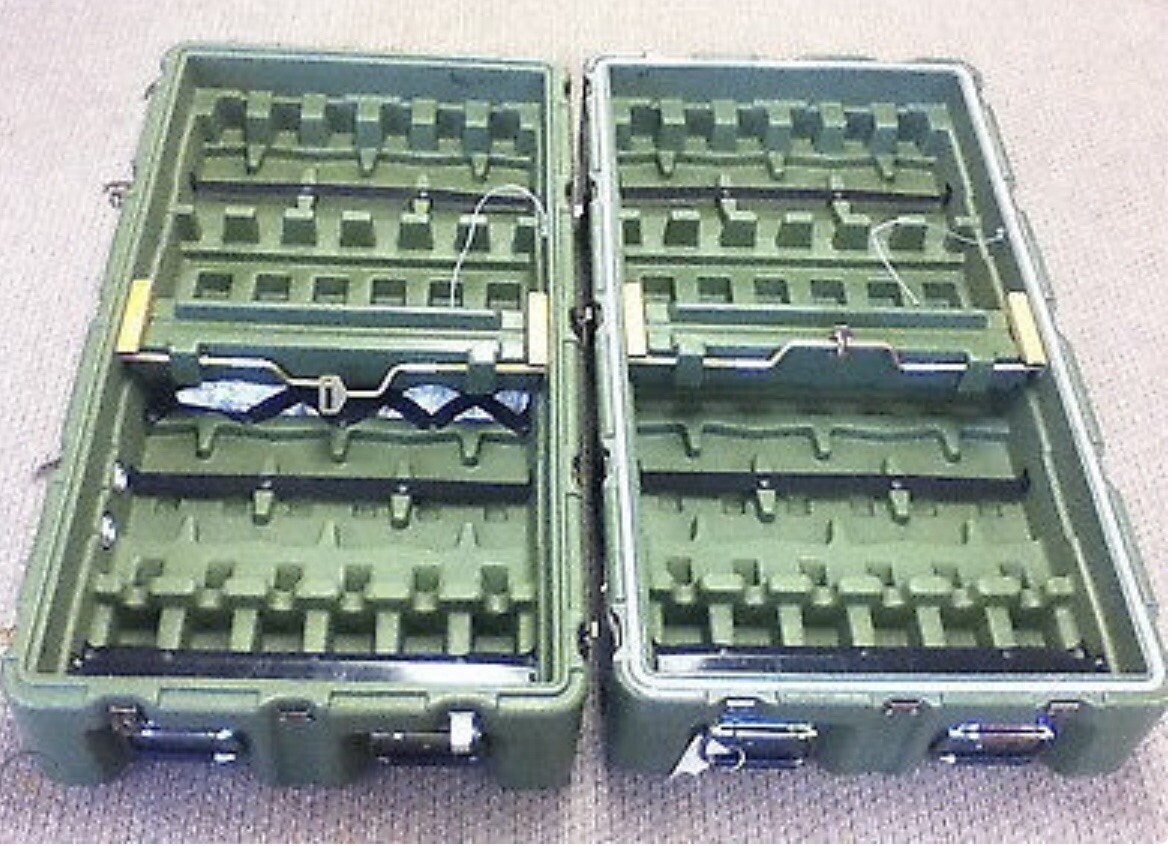 Pelican Hardigg Mobile Military Surplus Weapons 12 Rifle Gun Hard Case ...