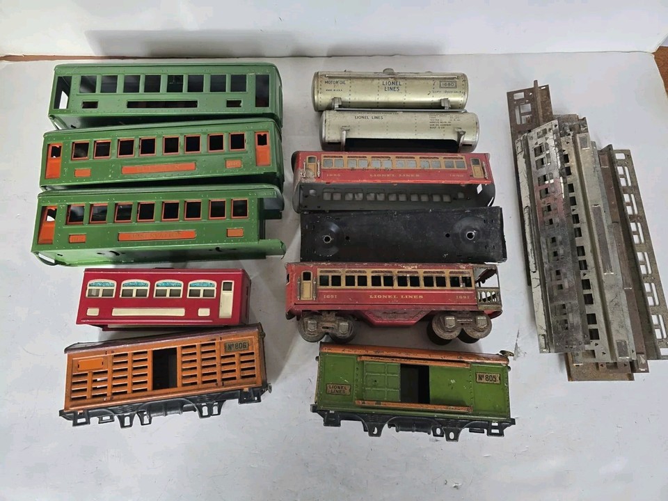 LIONEL PREWAR O SCALE TIN CAR PARTS LOT | eBay