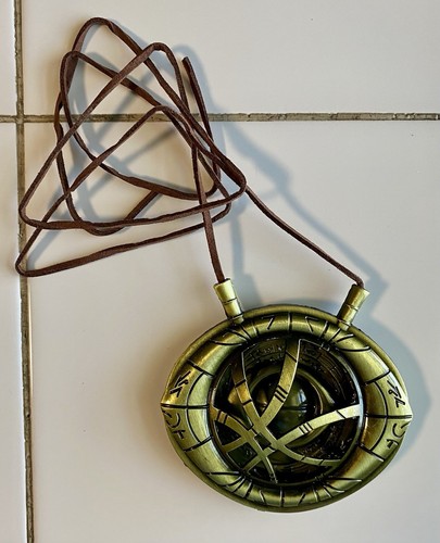 DOCTOR STRANGE-EYE OF AGAMOTTO (Mystic Amulet) Replica-Prop (Movie ...