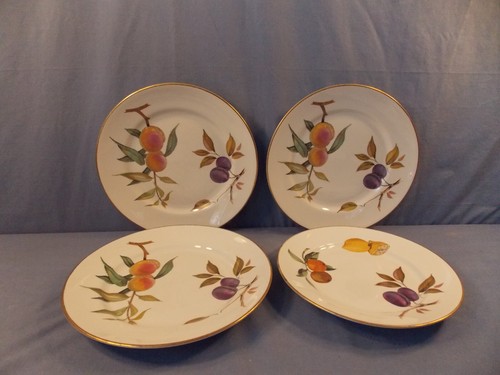 Royal Worcester "Evesham Gold" 3 Dinner Plates 10 1/8" & 1 Luncheon ...
