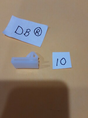 Tailgate Cover Clips For GM 11611626 Escalade, Avalanche, Silverado ...