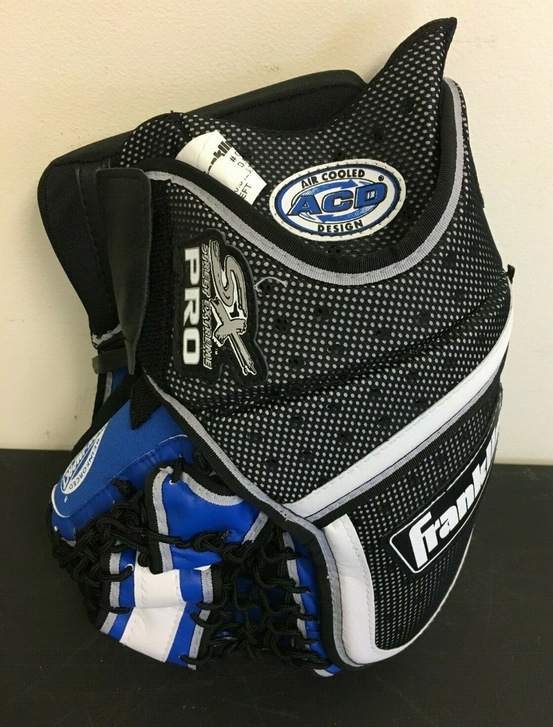 Franklin Street Hockey Left Handed Goalie Catch Glove Brand New In ...
