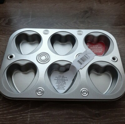 Valentines Sweetheart Birthday Muffin Cupcake Pan, 6 Cavity Heart ...