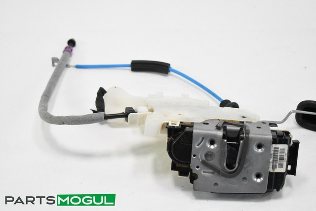 MERCEDES W204 Rear Right Door Latch Lock Actuator OEM 2047201835 E29 ...