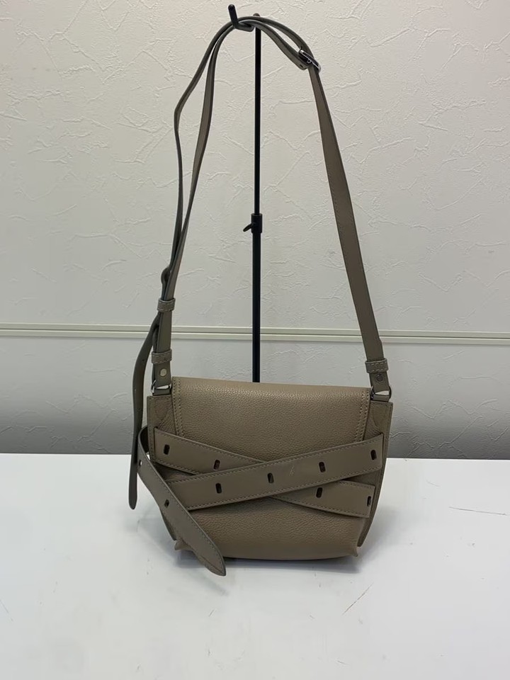 J&M DAVIDSON Leather Shoulder Bag BEG Minor Scratches | eBay