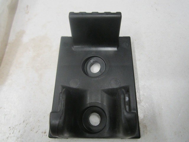 Genuine Mack Truck 84710397 Latch Hood Keeper RH for sale online | eBay