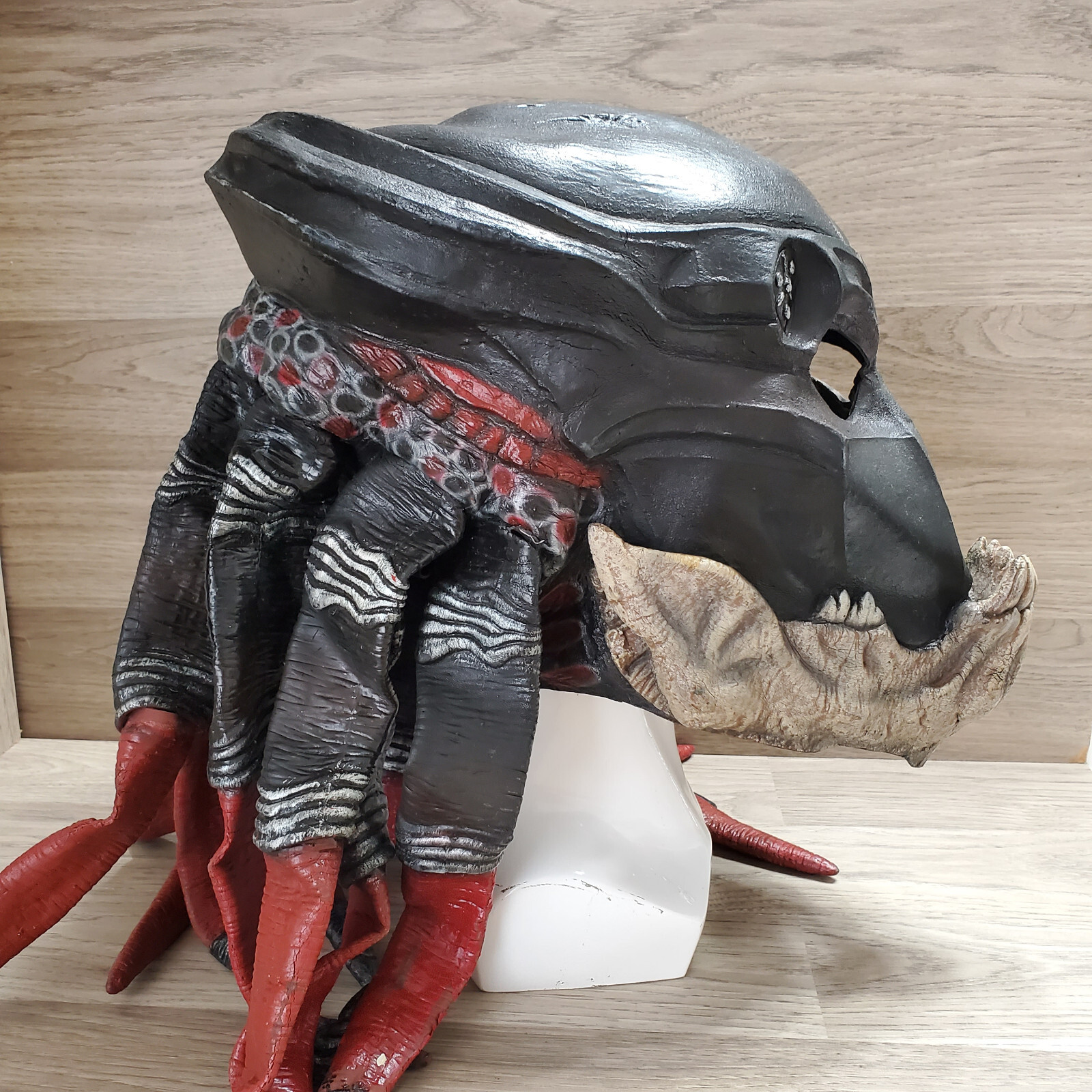 2010 Berserker Predator Adult Mask Halloween Costume - Gem
