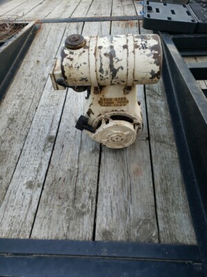 All Original Clinton- GEM 3 1/4 hp 4 cycle engine Model Shaft Vintage ...