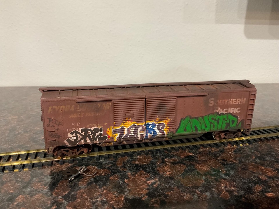 ho train box cars | eBay