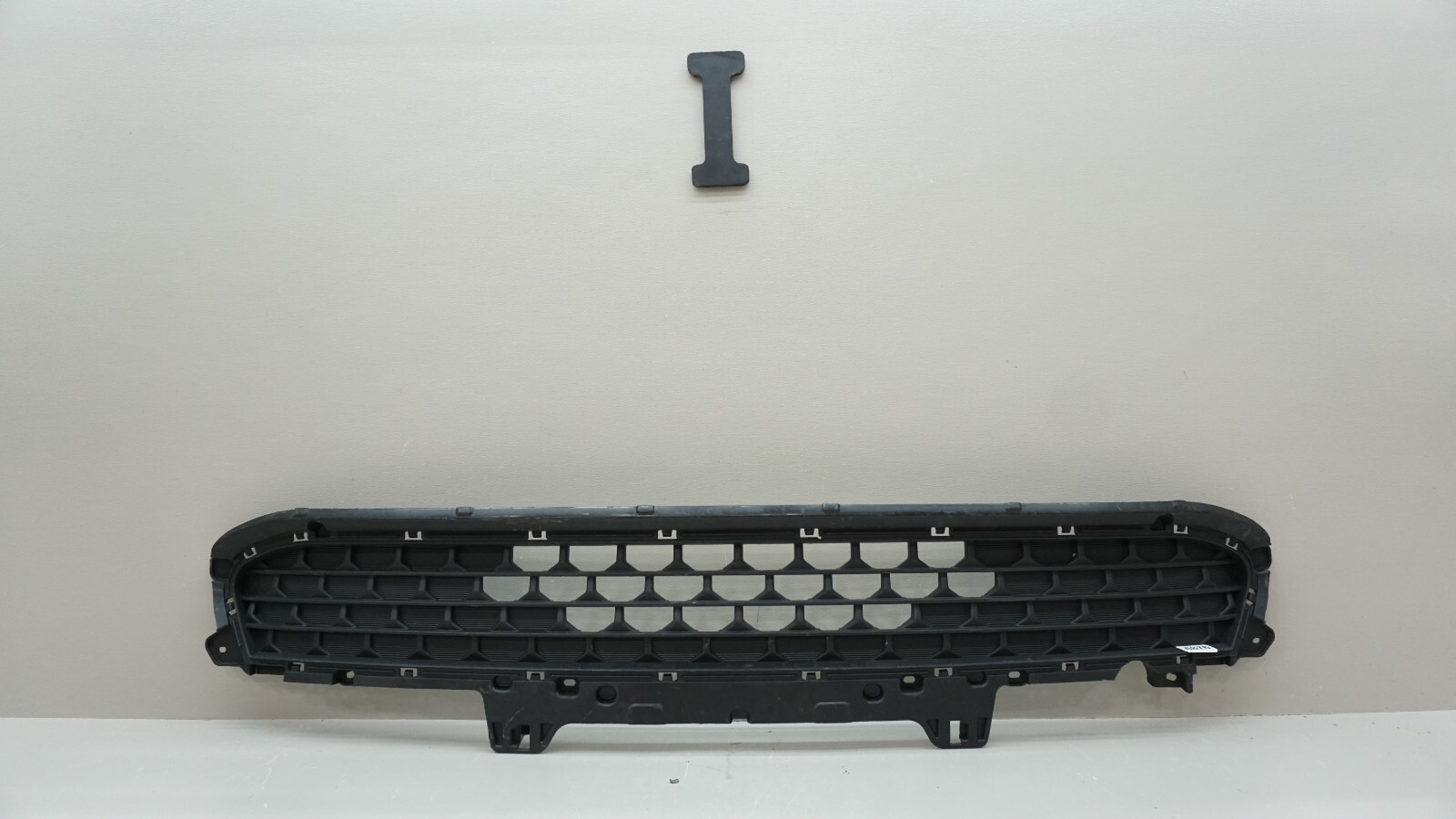 2022-2023 HYUNDAI KONA FRONT BUMPER LOWER GRILLE 86560-J9CA0 OEM 22 23 ...