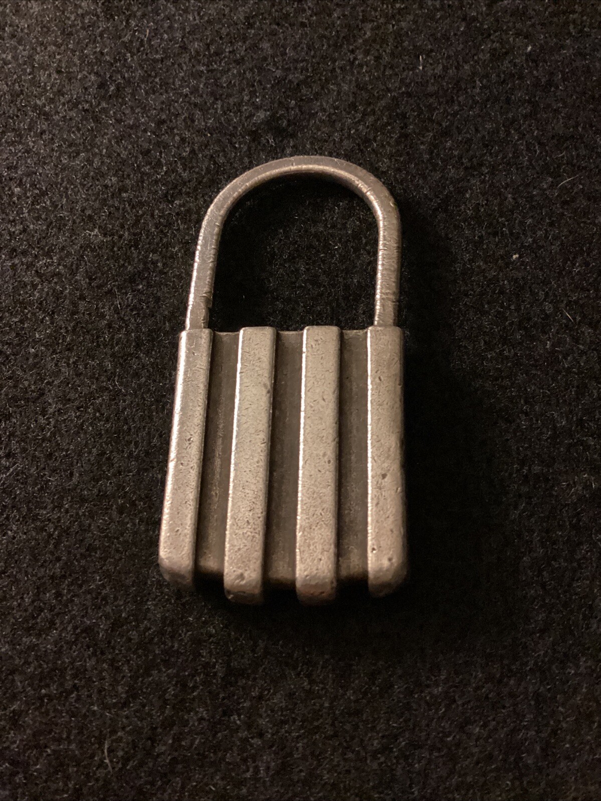 Tiffany & Co Atlas Groove Ribbed Lock 1995 Keychain K… - Gem