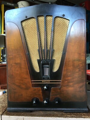 Philco Radio 16B baby grand , cathedral/tombstone , tube wood , rare ...