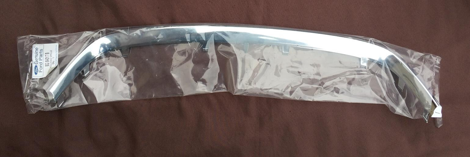 Ford Falcon FG MK1 G6 G6E Front Bumper Grille Mould Surround Chrome ...