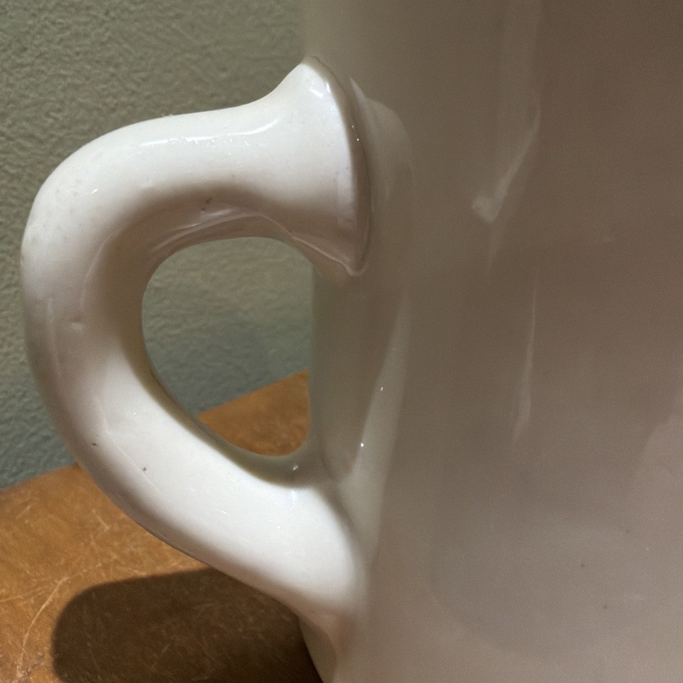 Vtg 2 Victor Coffee Mugs - Diner, Military, Restaurant Ware - Heavy ...