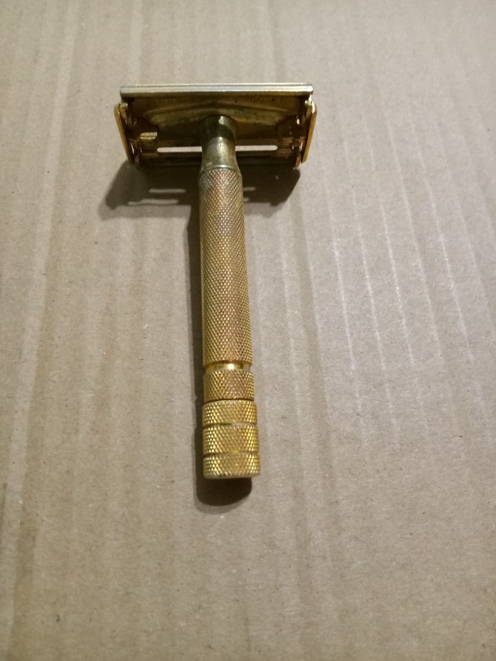 Vintage Lot of 5-USED Gillette Safety Razors,1-USED Schick and 2-USED ...