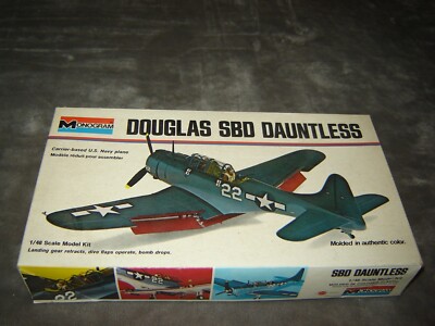Monogram Model kit 6830 Douglas SBD Dauntless box opened 1/48 Factory ...
