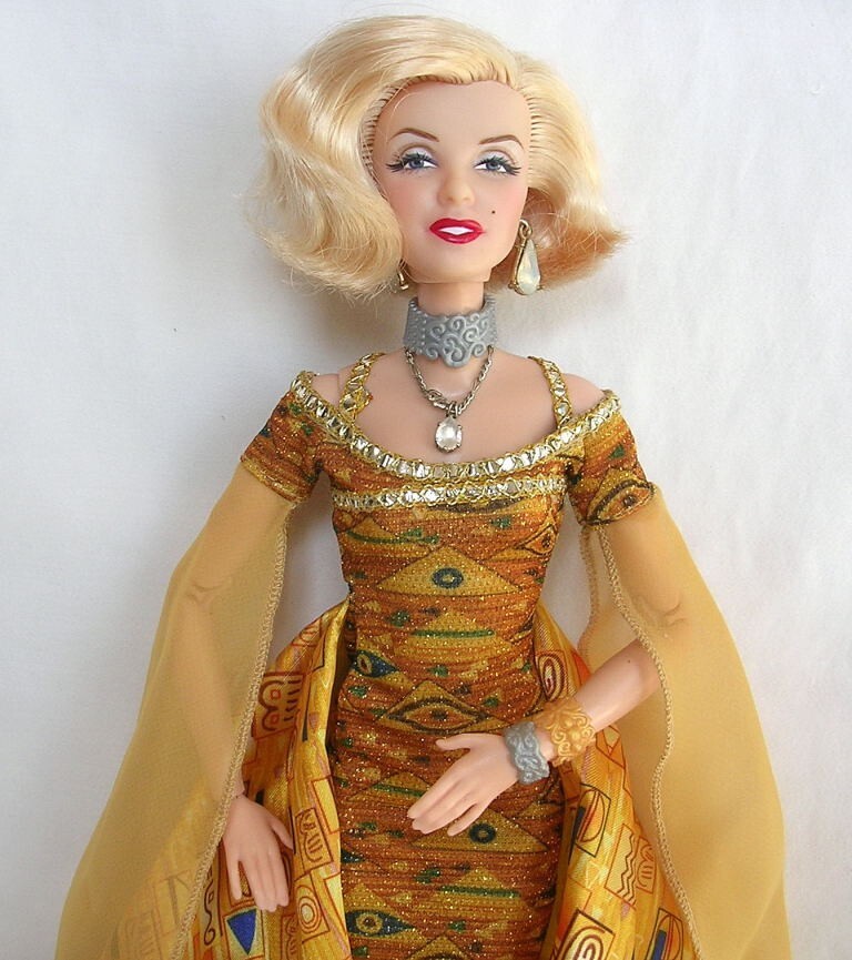 Barbie Marilyn Monroe "Stepping out in Gustav Klimt" Fully ARTICULATED ...