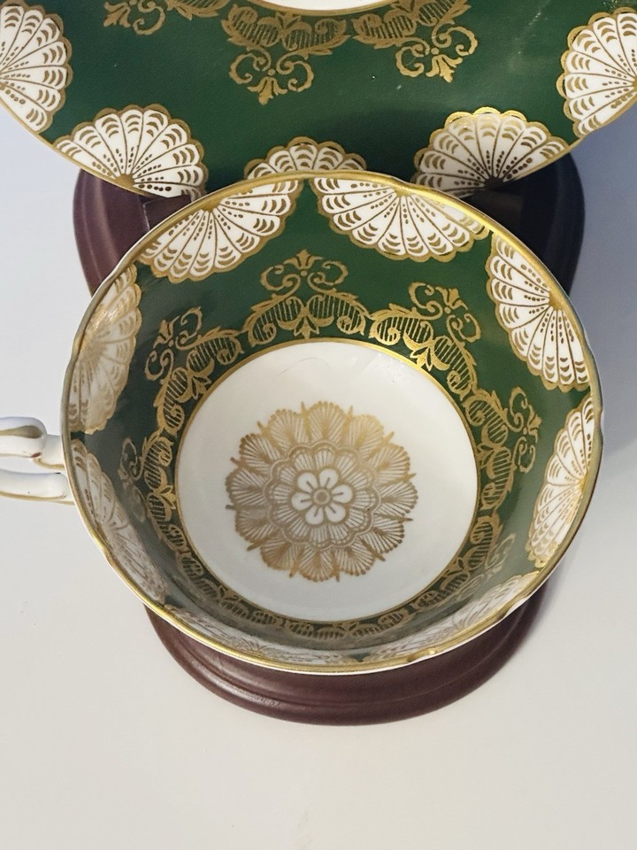 Paragon Bone China Footed Teacup & Saucer Fans w/Gold Accents Dark ...