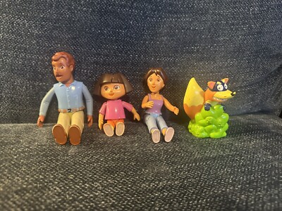 DORA THE EXPLORER TALKING DOLL HOUSE FAMILY DORA MAMI PAPI MOM DAD | eBay