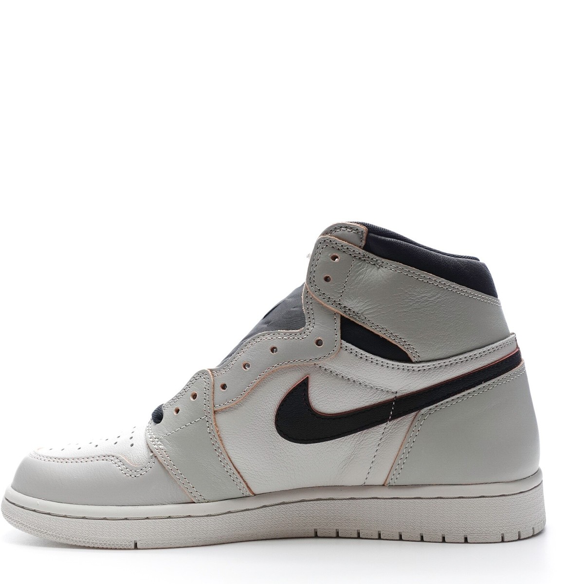 Nike Air Jordan 1 High Defiant SB NYC To Paris Light Bone Nike Air Jordan 1 High Defiant SB NYC To Paris Light Bone