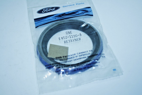 E7TZ-1190-A NEW FORD GREASE RETAINER F150 Truck Bronco Dana 44 1987 ...