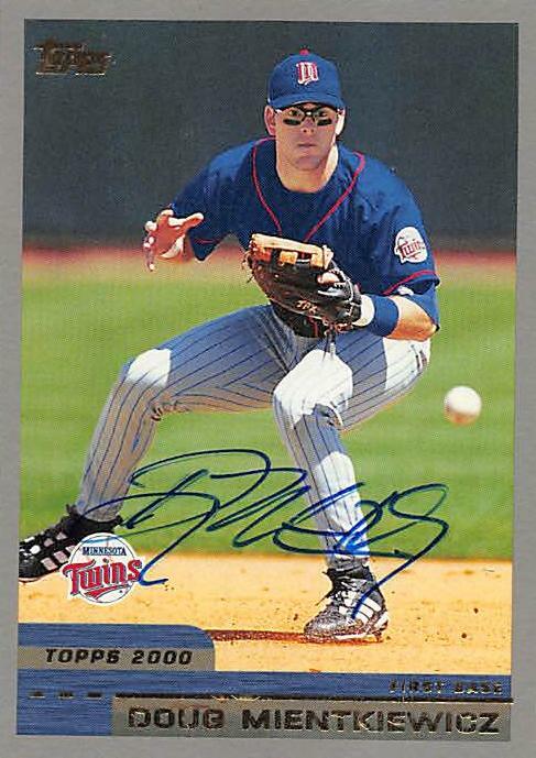 Doug Mientkiewicz autographed baseball card (Minnesota Twins) 2000 ...