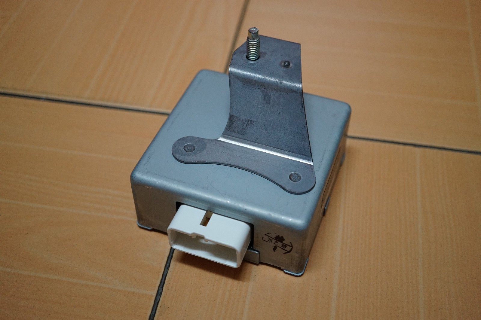 GENUINE TOYOTA DRIVER TURBO MOTOR 89878-71100 DENSO 110710-2020 12V R ...