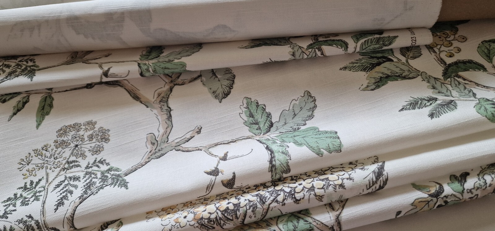 Laura Ashley ELDERWOOD FERN Fabric roman blind MTM - Deluxe headrail ...