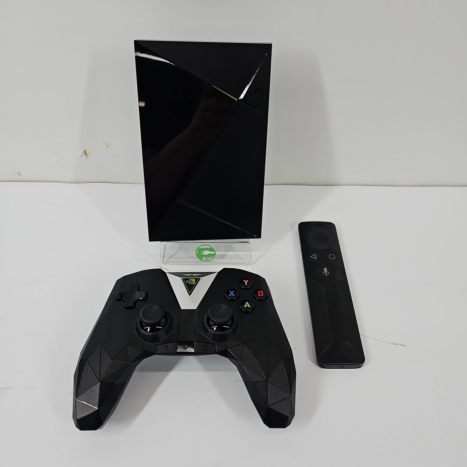 NVIDIA Shield TV HDR Media Streamer With Remote P2897
