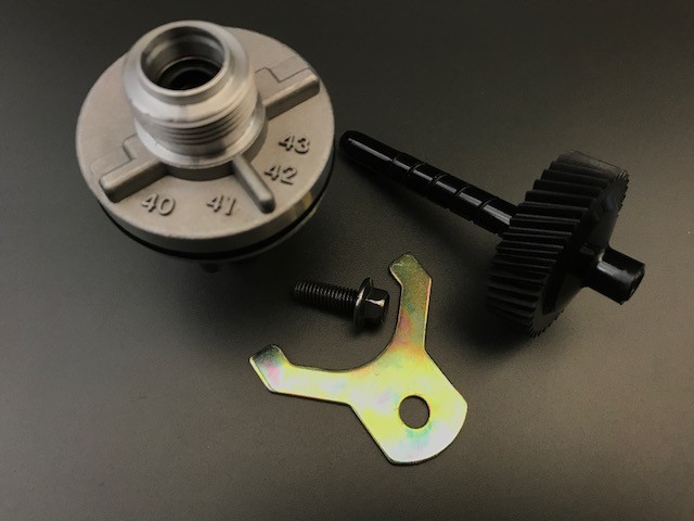 TH400 Transmission Speedometer Housing & 40 Tooth Driven Gear w Bracket ...