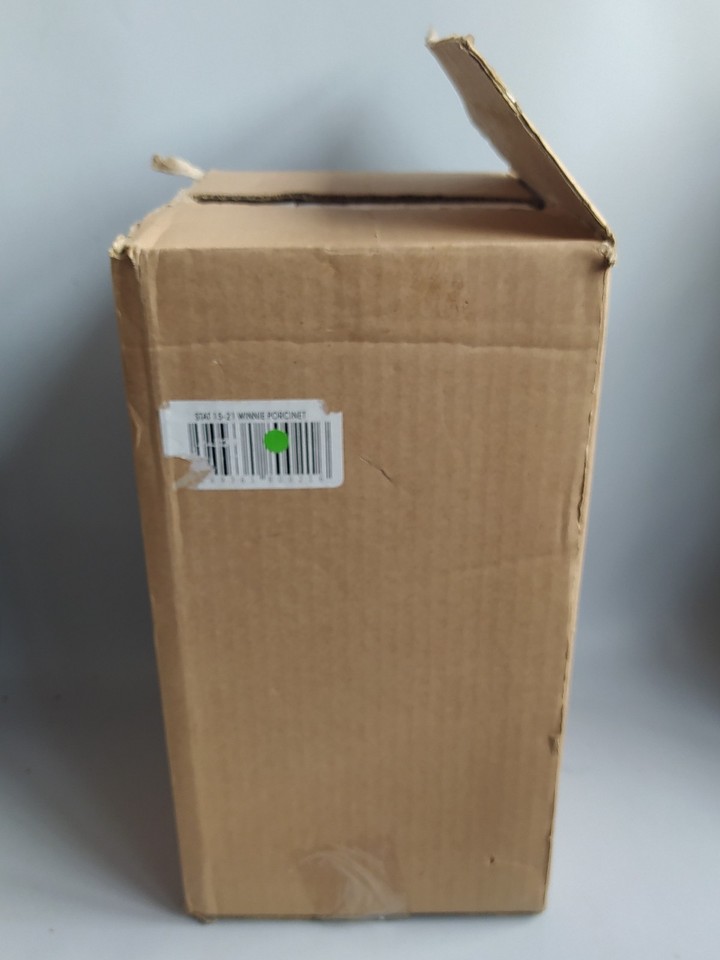 Winnie the Pooh & Piglet Resin Figurine - Rutten Disney Official ...