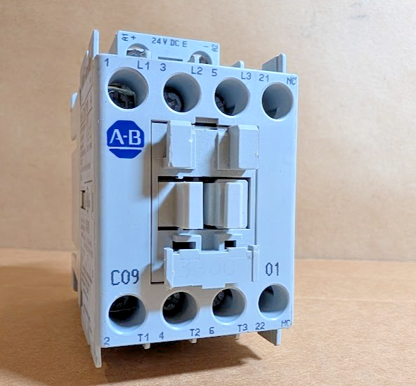 Allen-Bradley 100-C09EJ01 IEC Contactor, 3P, 9A, 24VDC Coil, 1 NC (New ...