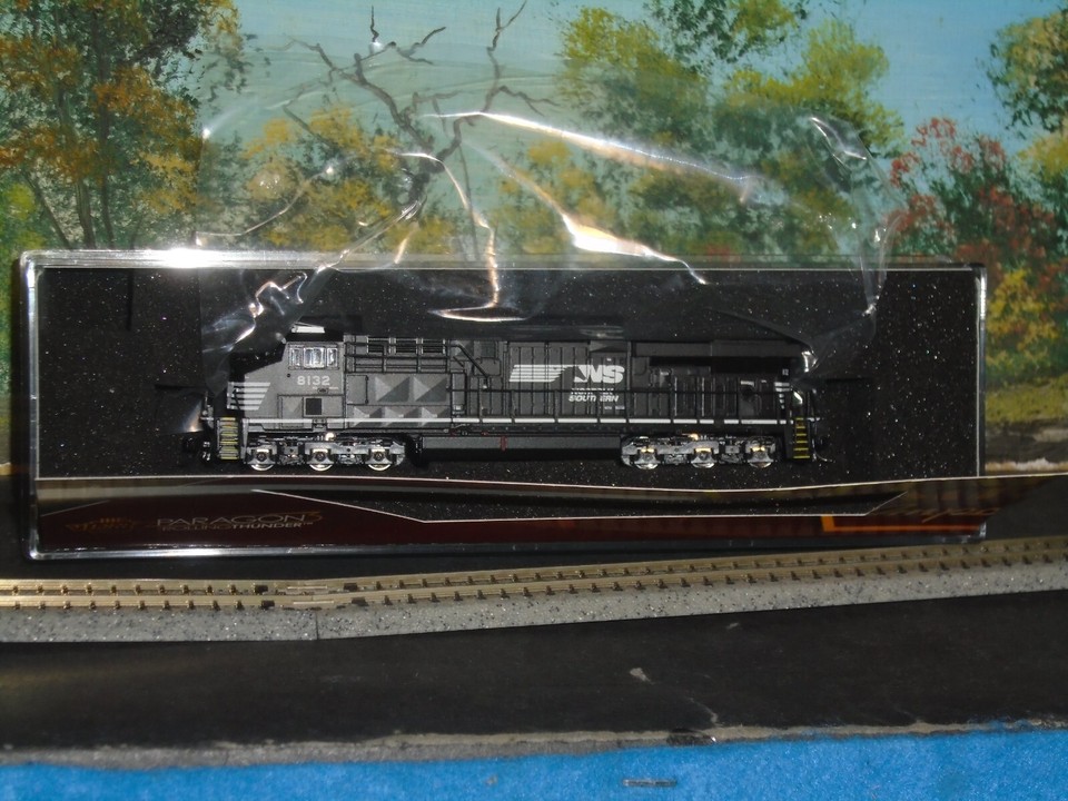 BROADWAY LIMITED IMPORTS PARAGON N SCALE #3900 GE ES44AC NS #8132 DCC ...