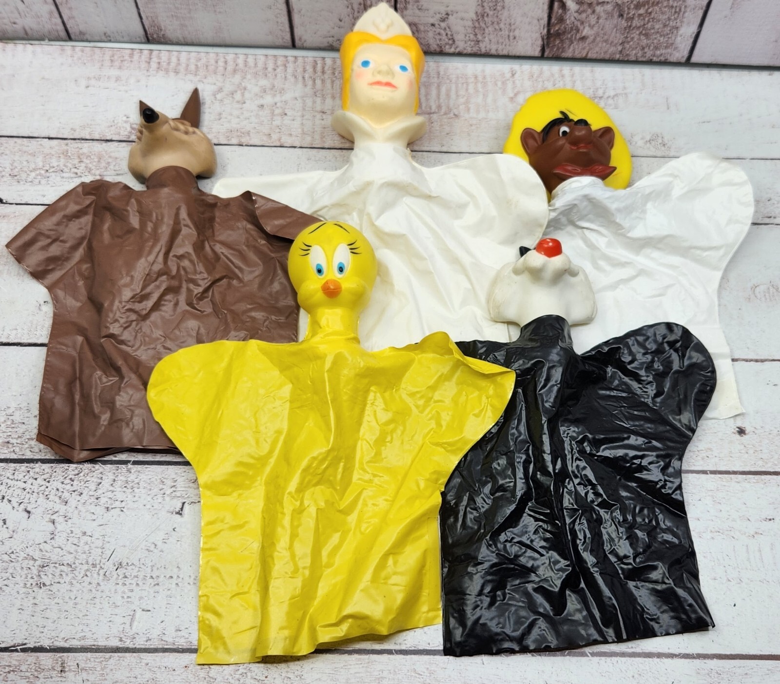 Looney Tunes Hand Puppet Lot (5) Sylvester the Cat Speedy Gonzales Wile ...