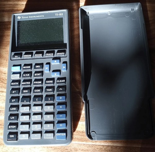 Texas Instruments TI-82 Graphing Calculator with Cover | eBay