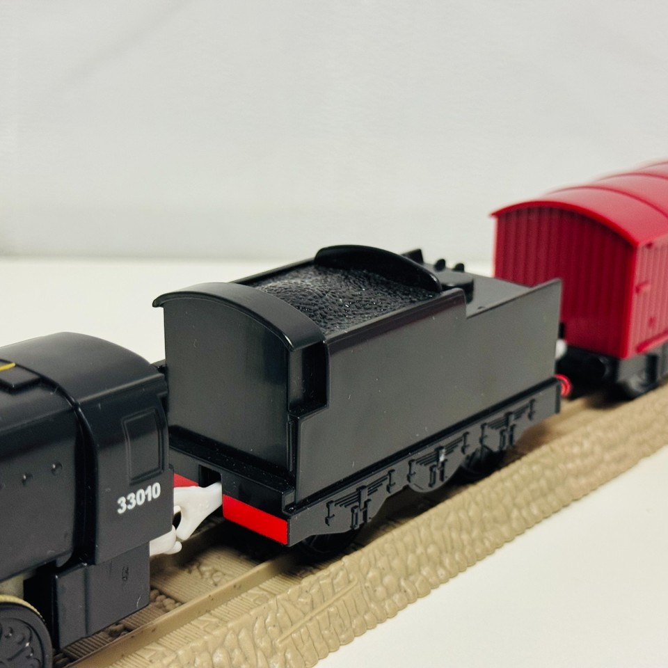 Thomas & Friends - Tomy/ Trackmaster NEVILLE & RED VAN 2006 - Motorized ...