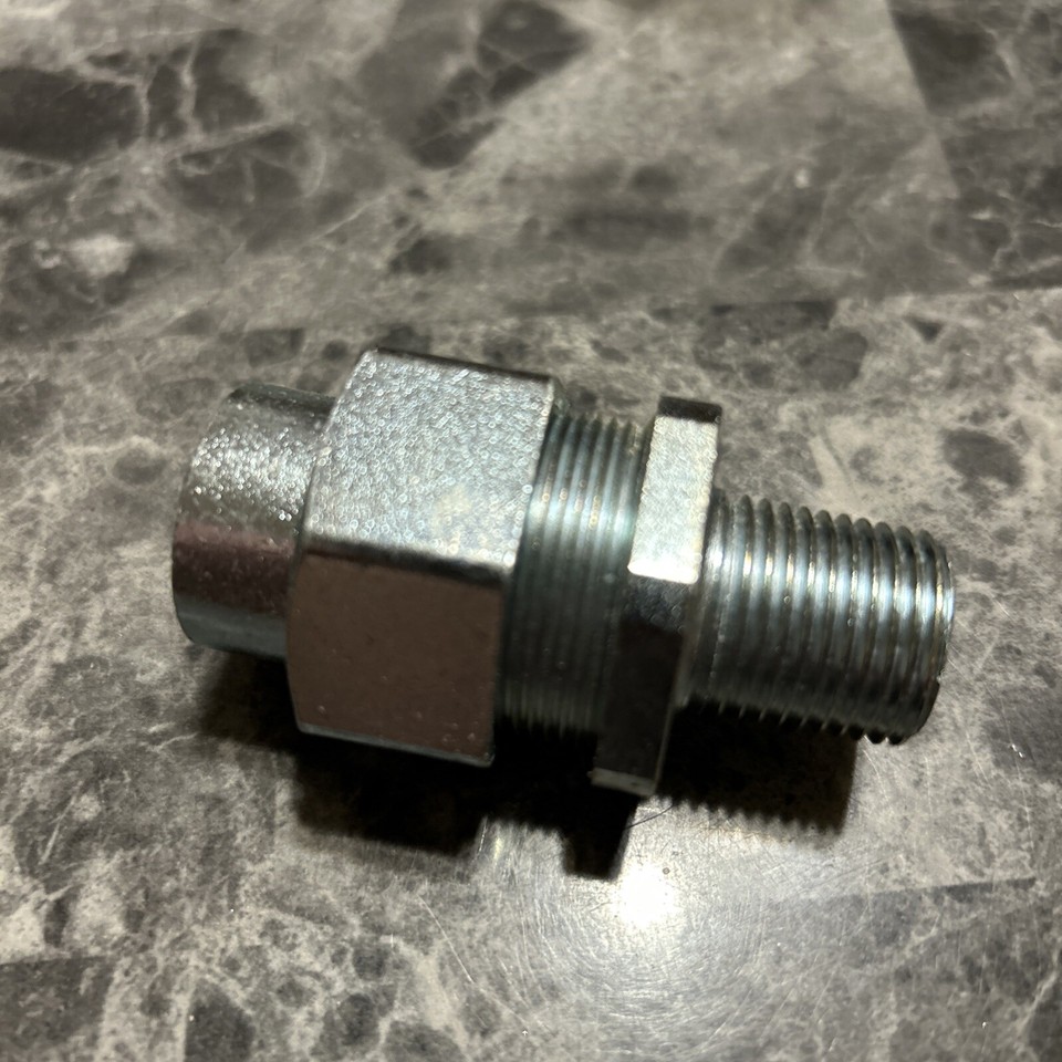 Eaton Crouse-Hinds UNY105 1/2" Male Union UNY Rigid/IMC Conduit Fitting ...