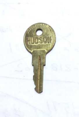 Vintage Hudson Lock Inc Key Marked MM121 Made In USA Includes Free USPS ...