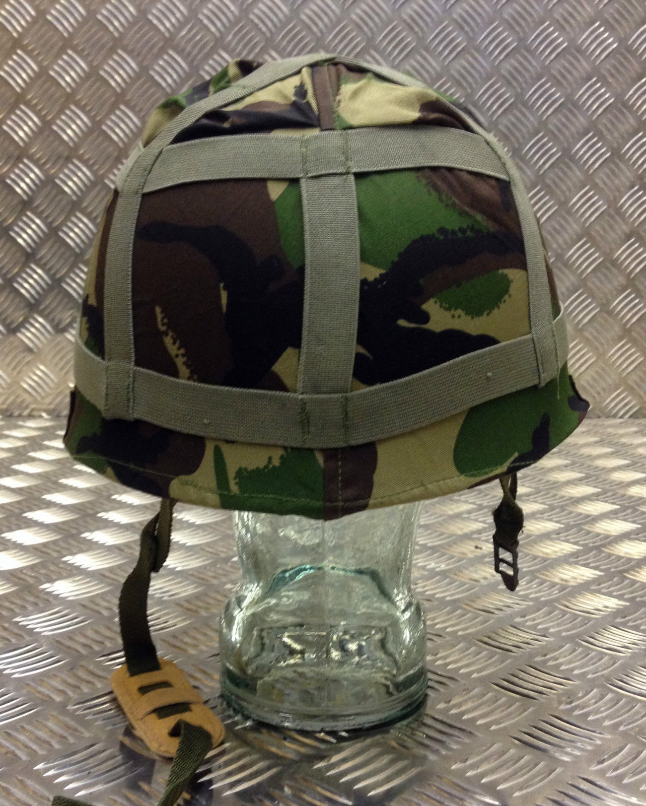 Genuine British Army Woodland Camo DPM Helmet Cover. Size Adjustable ...