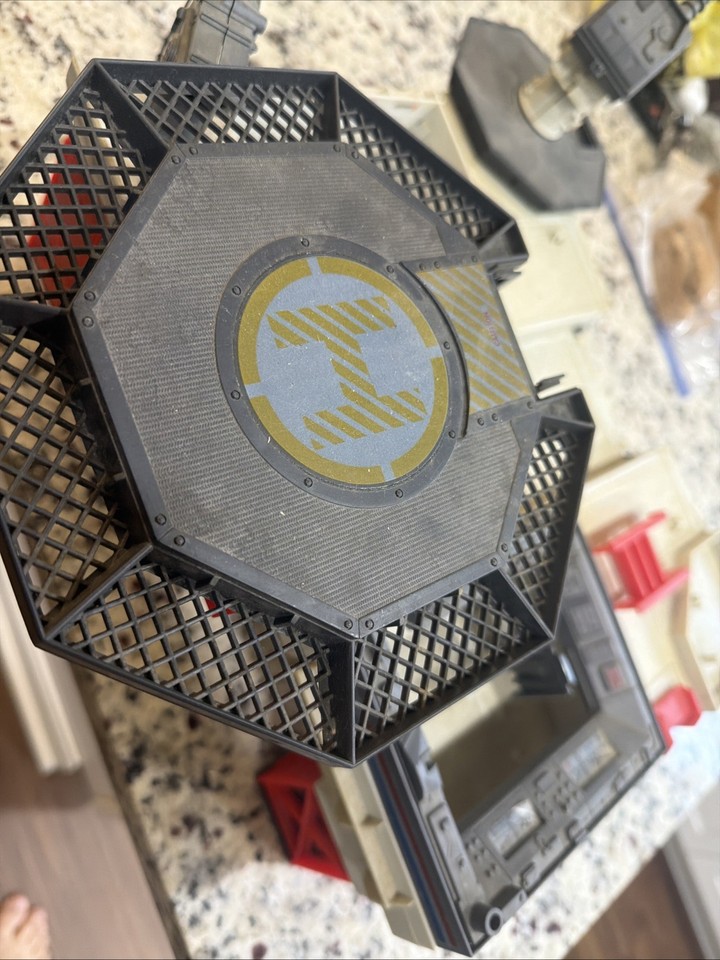 Vintage 1985 GI Joe Transportable Tactical Battle Platform - Parts or ...