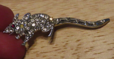 Vintage Round & Baguette Rhinestone Mouse Brooch Pin READ | eBay