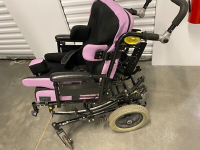 Invacare Solara 3G Tilt-in-Space Wheelchair Unique Tilt Assist ...