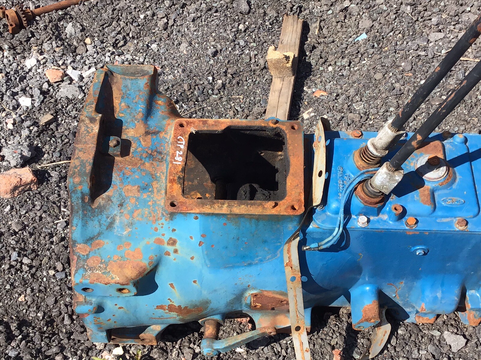 Ford 4610 Tractor Gearbox CTP281 | eBay UK