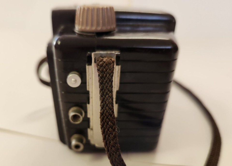 Kodak Brownie Holiday Flash Camera Roll Film Compact Camera | eBay