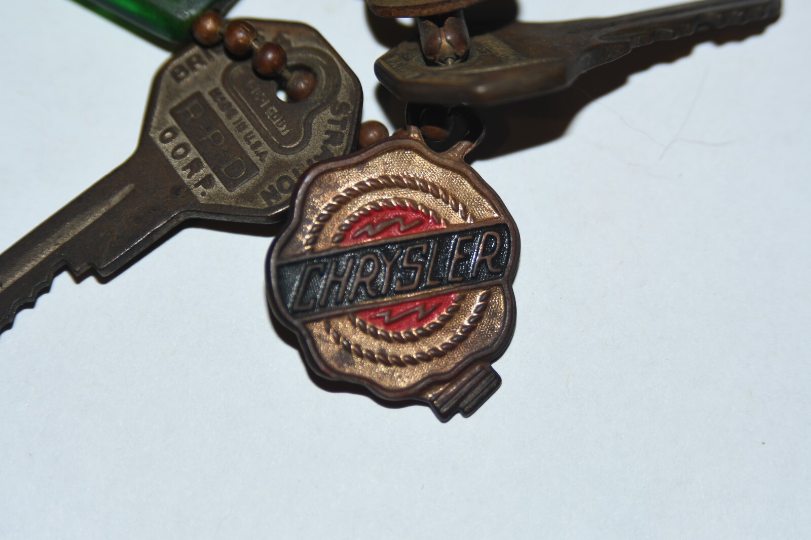 Lot Vtg Briggs & Stratton GM FORD Keys Chrysler Studebaker DCPD Record ...