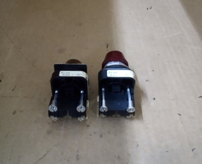 Allen-Bradley 800T-Q24R Ser. U Red Pilot Light, 24V AC/DC Lot of 2 | eBay