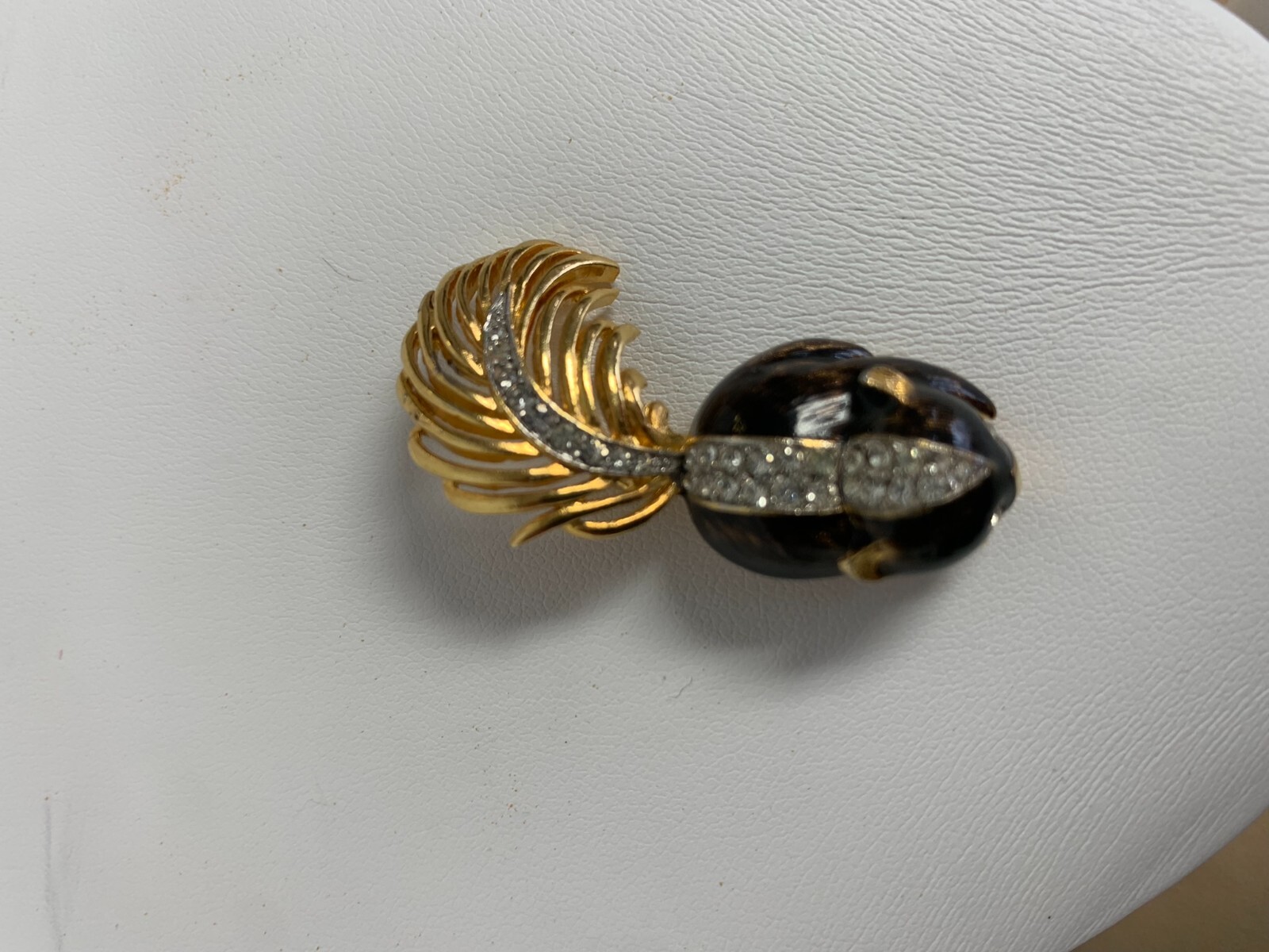 Vintage Marcel Boucher Gold Toned Skunk Brooch - Gem