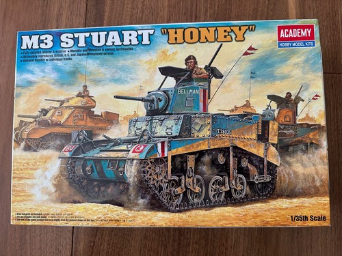 Acaddemy 1:35 M3 Stuart "Honey" WWII Light Tank #13270 | eBay