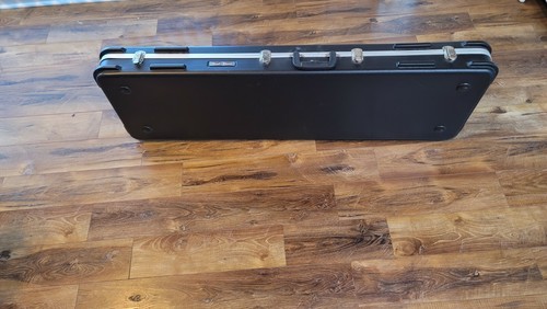 Road Runner Hard Shell Case for Strat Style Electric Guitar | eBay